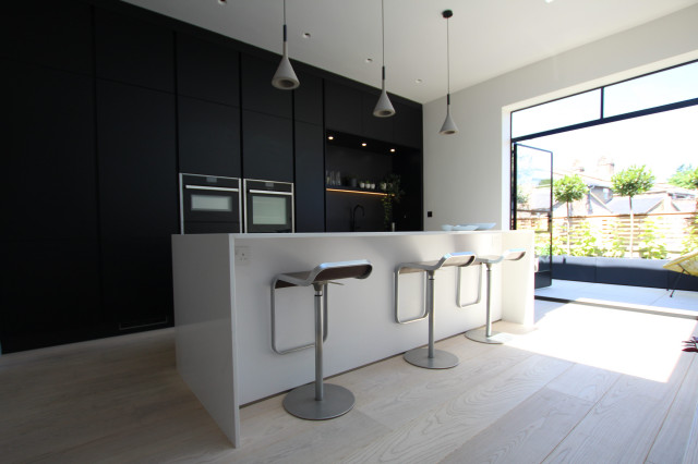 German kitchen Hacker with installation - Modern - Kitchen - London - by Hampdens German ...