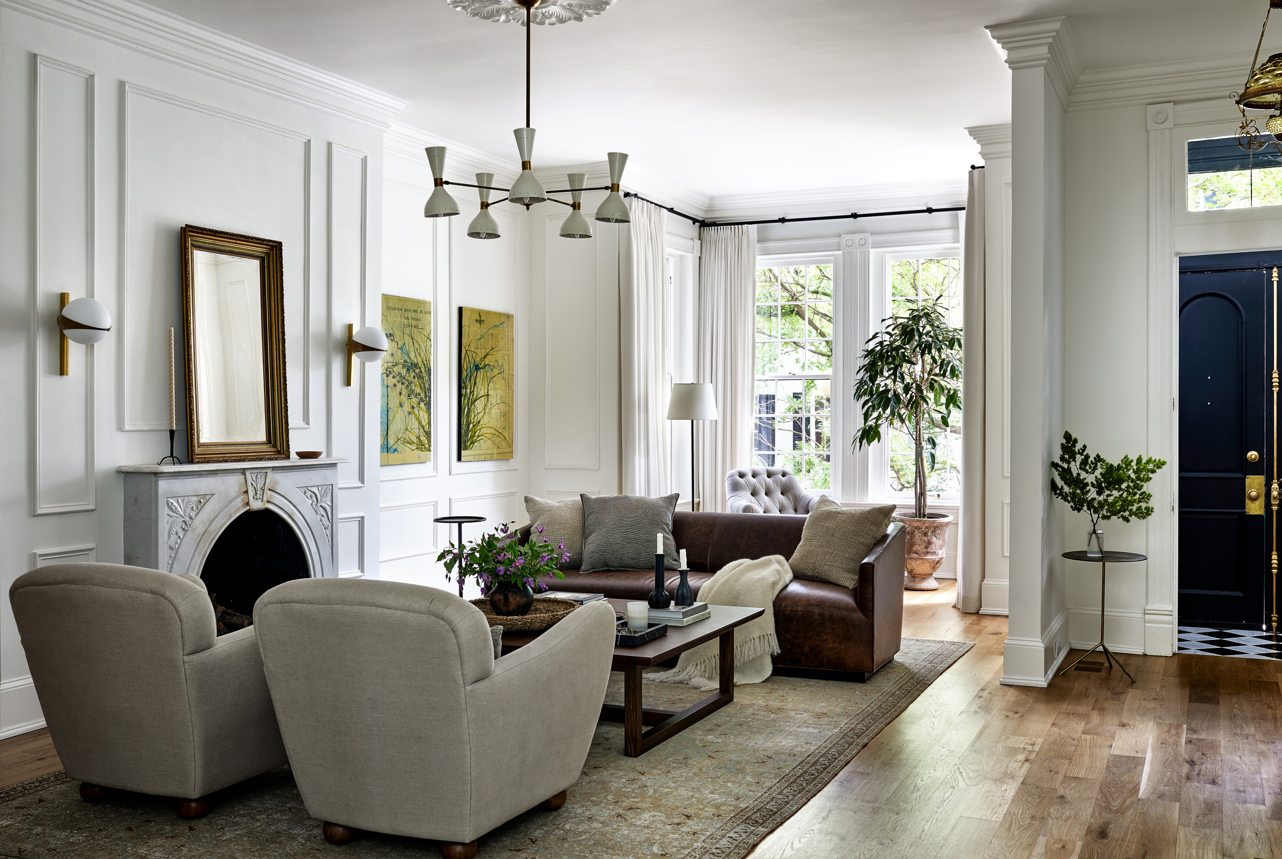 Houzz Tour: Classic Meets Modern in a Designer’s 1900 Home