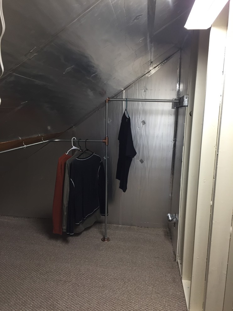 9 Tips to Turn an Attic Into a Boutique Closet