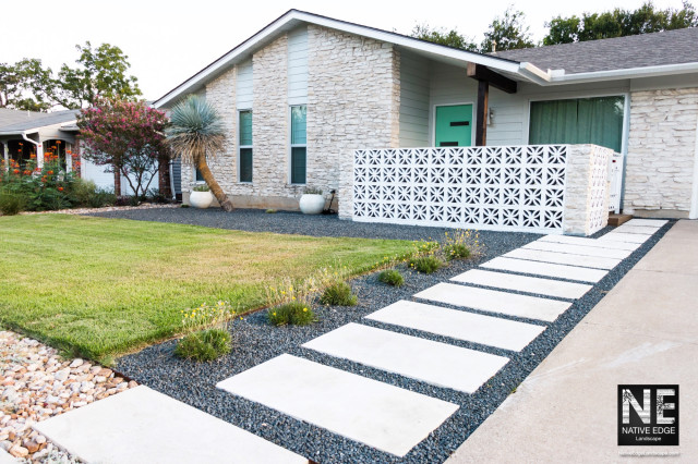 Mid-Century Ranch Makeover - Sudoeste - Jardín - Austin - de Native ...