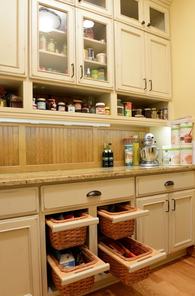 Crystal Cabinets Traditional Walk In Pantry Traditional Kitchen Crystal Cabinets Traditional Walk In Pantry Traditional Kitchen