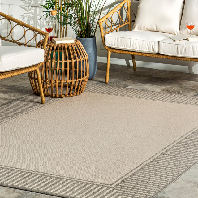 nuLOOM Asha Border Indoor/Outdoor Striped Area Rug, 2'x8 ...