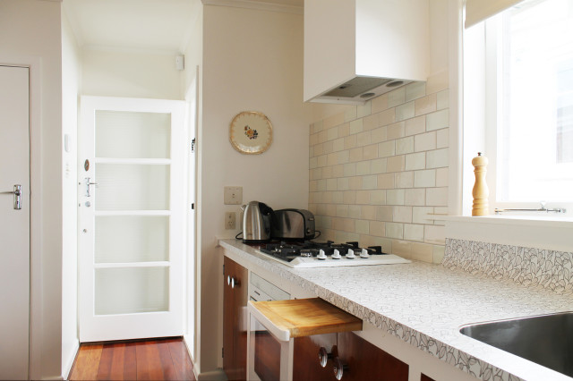 Formica bench top detail showing old and new - Midcentury - Kitchen ...