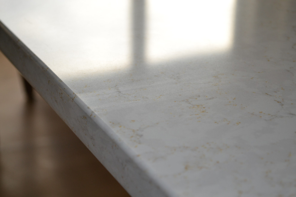 New Quartz Countertop Sumdges/Streaks