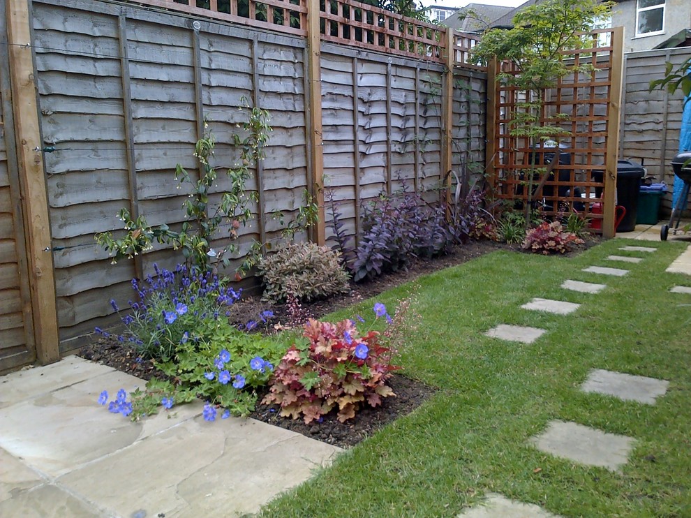 Small garden makeover, Raynes Park, London - Modern - Garden - London ...