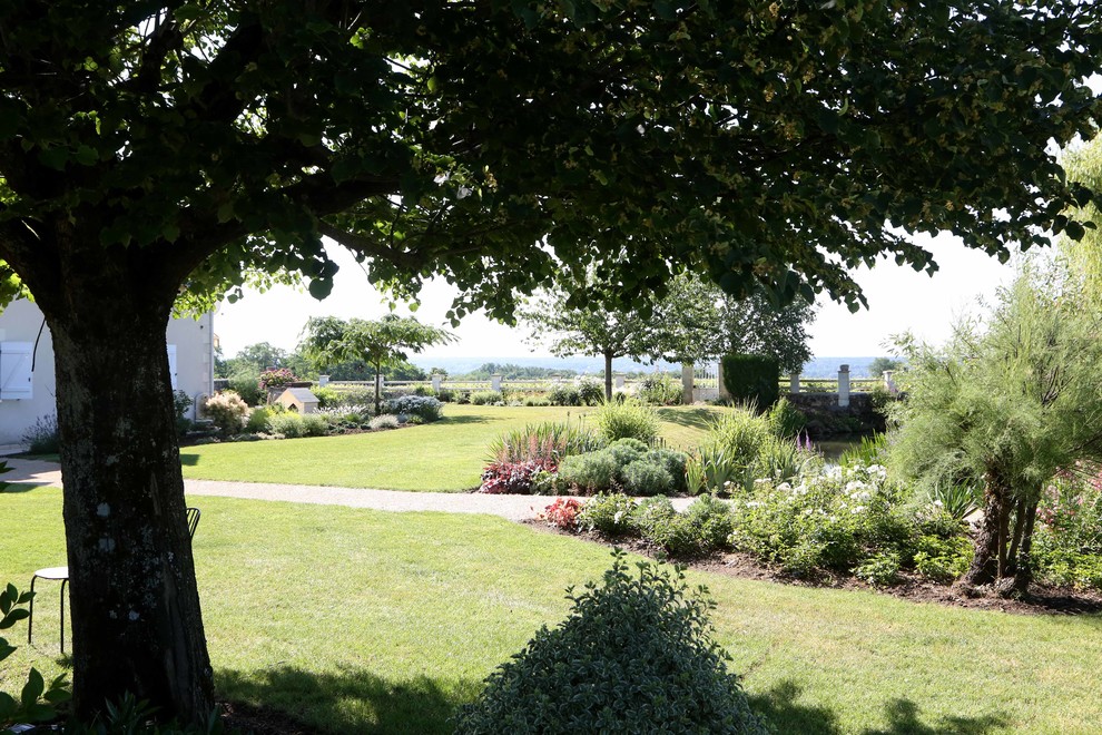 Aménagement d'un jardin à la campagne - Farmhouse - Landscape - Angers ...