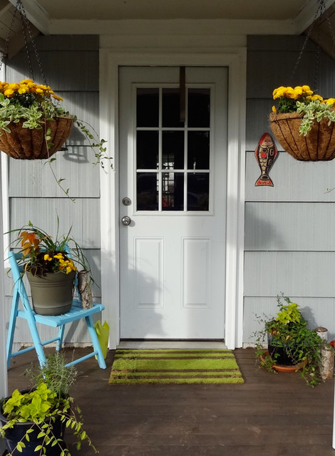 10 Simple Ways to Personalize Your Front Entry
