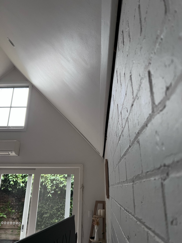 how to fix this gap (ceiling to wall) | Houzz AU