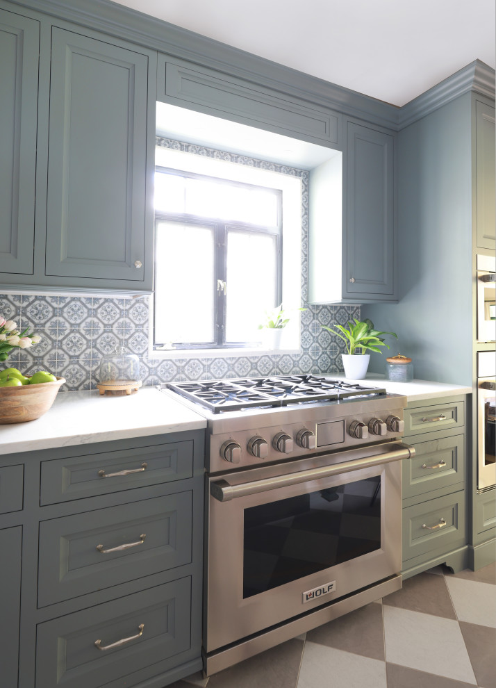 Reviving Elegance in the Kitchen with Vintage Design - Traditional ...