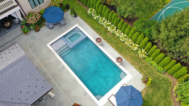 Park Ridge IL Rectilinear Swimming Pool With Interior Hot Tub park-ridge-il-rectilinear-swimming-pool-with-interior-hot-tub