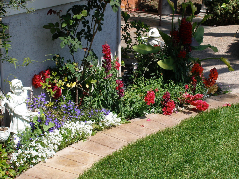 Mow Strip & Concrete Curb - Landscape - Orange County - by Signature ...