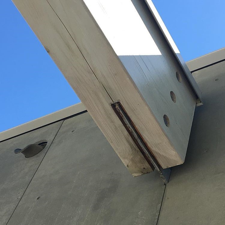 10 Solid Ways to Feature Concrete in Your Home