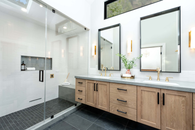 Bates - Modern Master Bathroom - Classique Chic - Salle de Bain - San ...