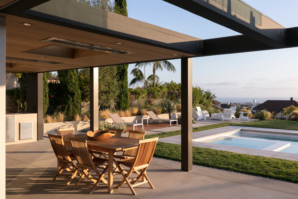 Guadalajara, San Clemente Coastal Modern Remodel - Moderno - Patio ...