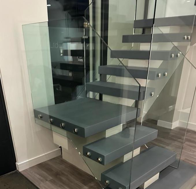 New Two-Tone Monostring Stairs| White & Grey with Frameless Glass ...