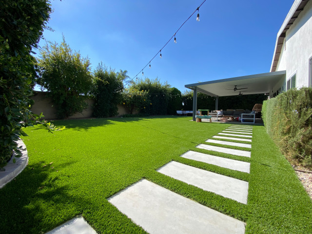 H.B Backyard | Turf with concrete pavers - Garden - Orange County - by ...