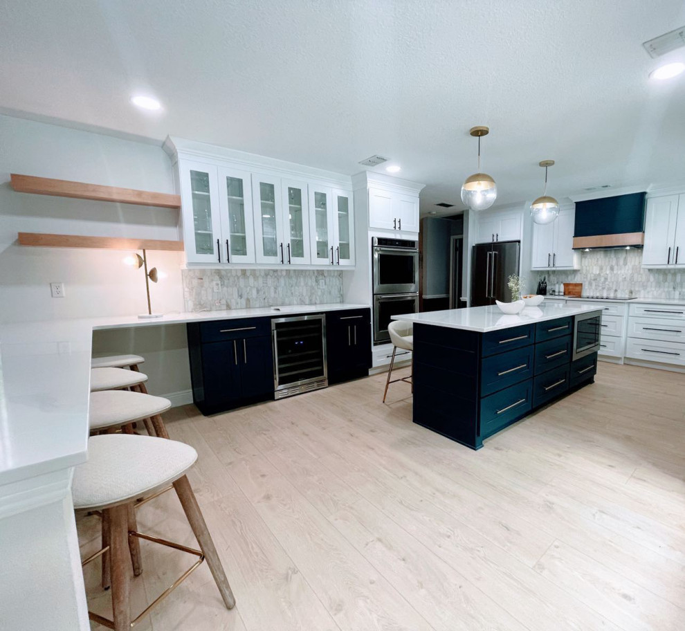 Navy Blue Shaker Cabinets - Beach Style - Kitchen - by Lily Ann ...