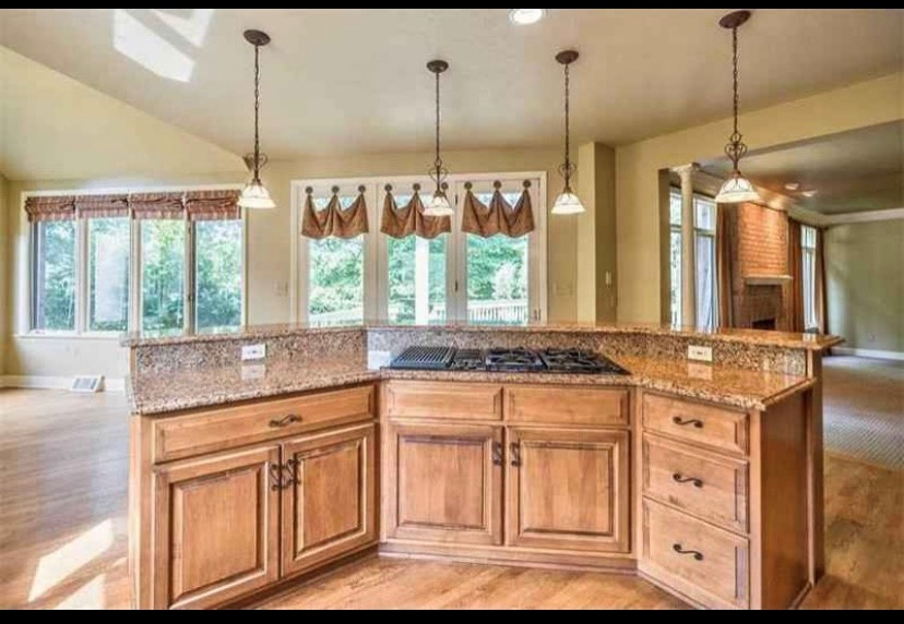 Design input needed to bring my kitchen into this century!