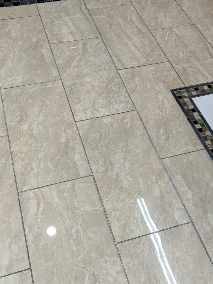 Tile Guru - help me ID this tile | Houzz Forum
