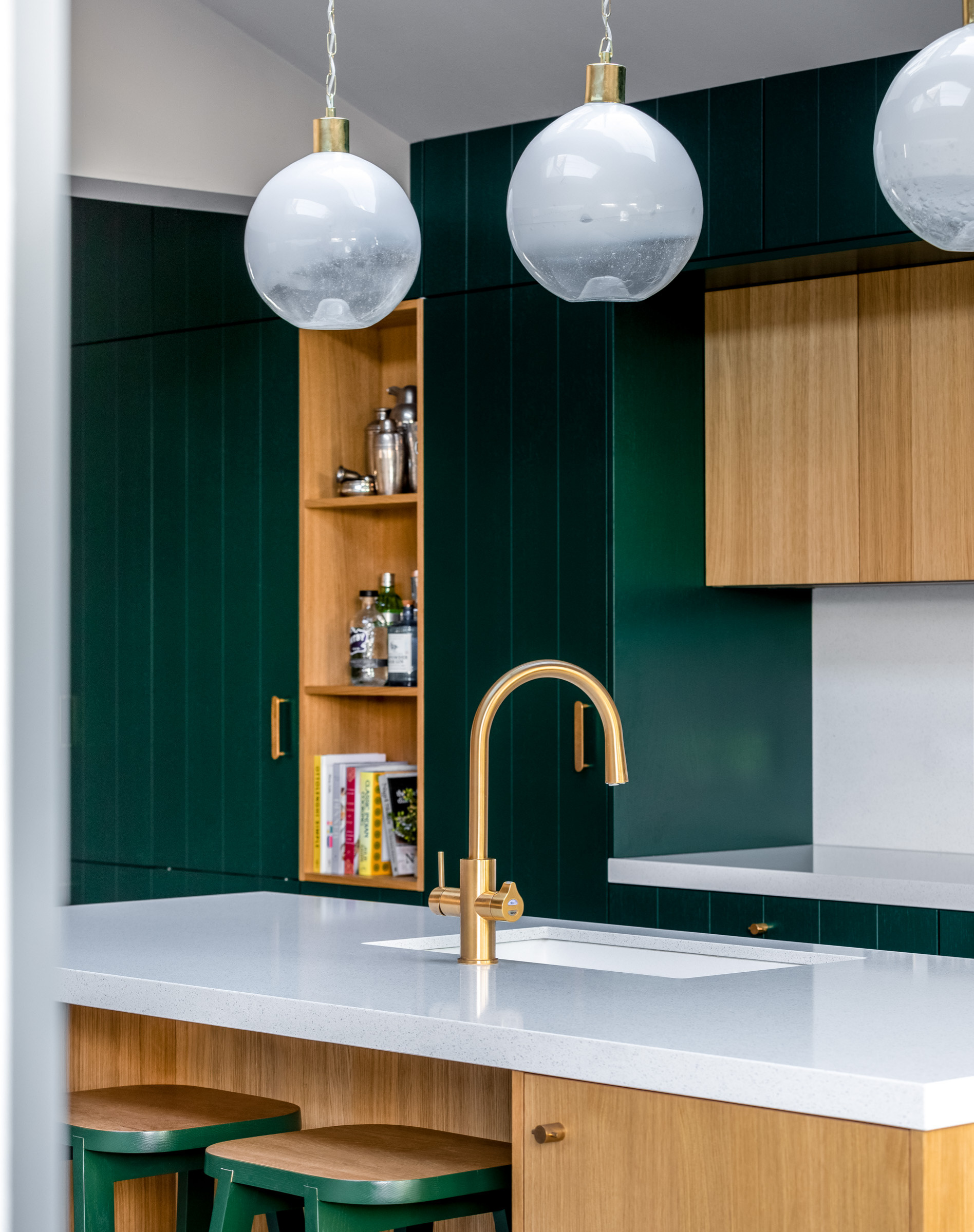 7 Small Kitchen Challenges Solved by Houzz Designers | Houzz IE