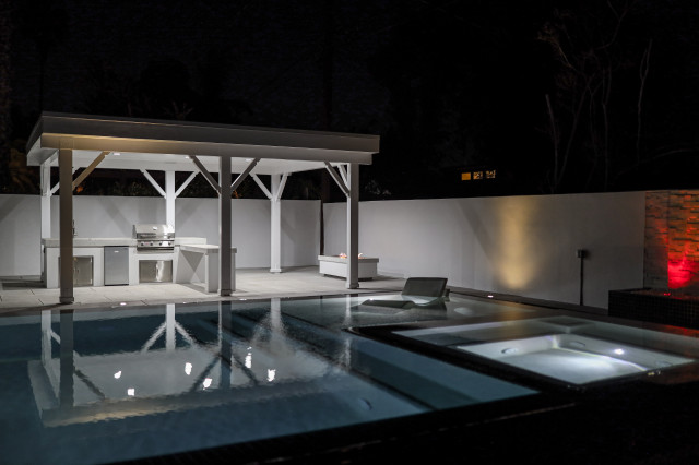 New Raised Infinity Pool - Modern - Pool - Los Angeles - by A to Z ...