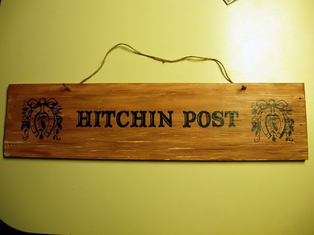 Hitchin post sign