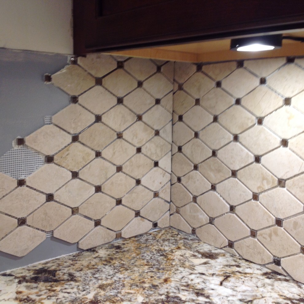 Urgent! Help with inner corner of kitchen backsplash