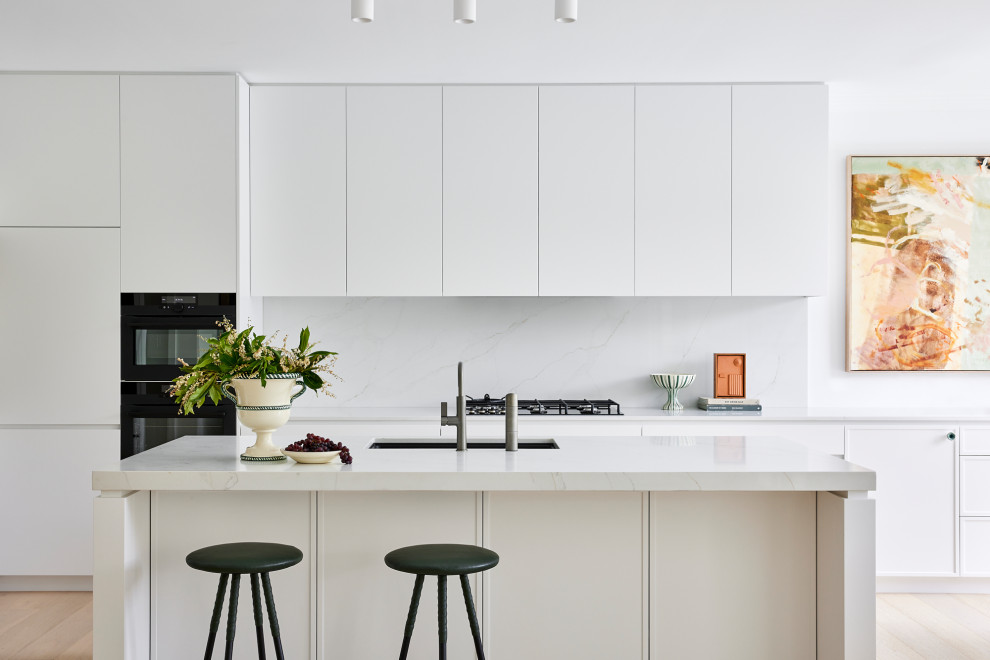 Modern Beach Home - Beach Style - Kitchen - Sydney - by Four Front ...