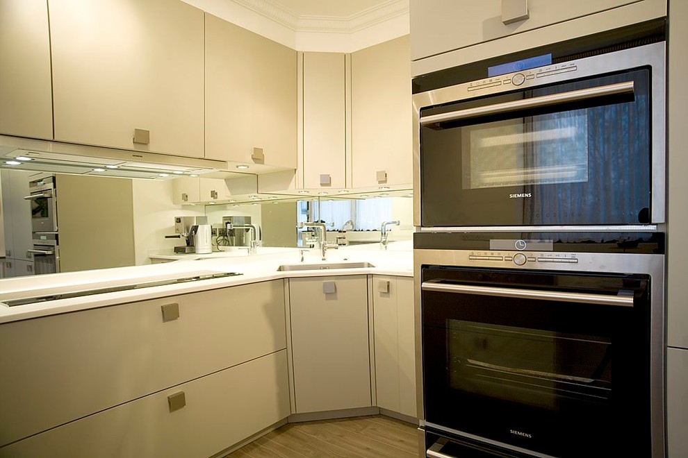 Matt White Handled Kitchen - Modern - Kitchen - London - by Beyond ...
