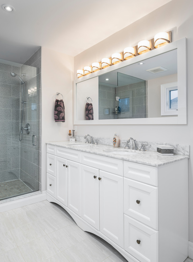 Custom Homes: Furnival - Contemporary - Bathroom - Toronto - by ...