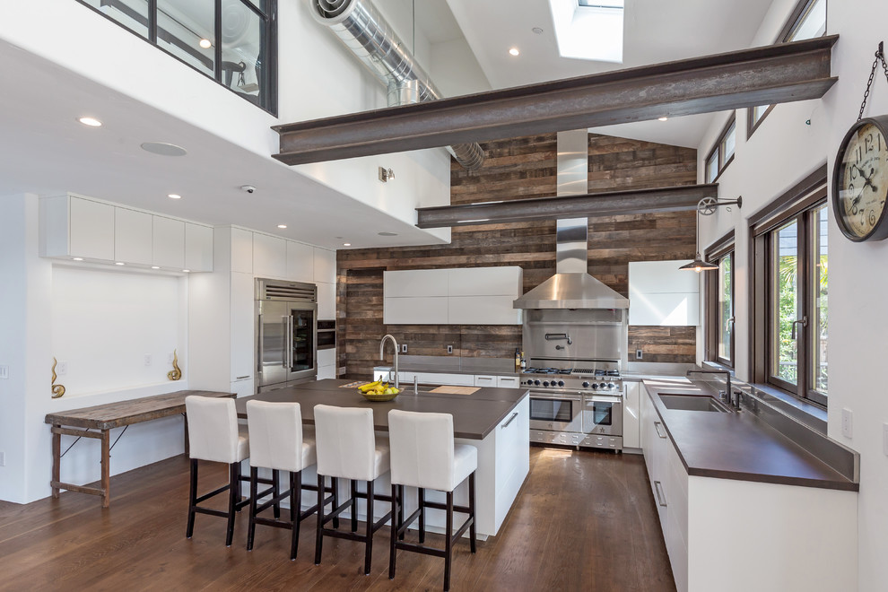 Houzz Call: Pros, Show Us Your Latest Kitchen!