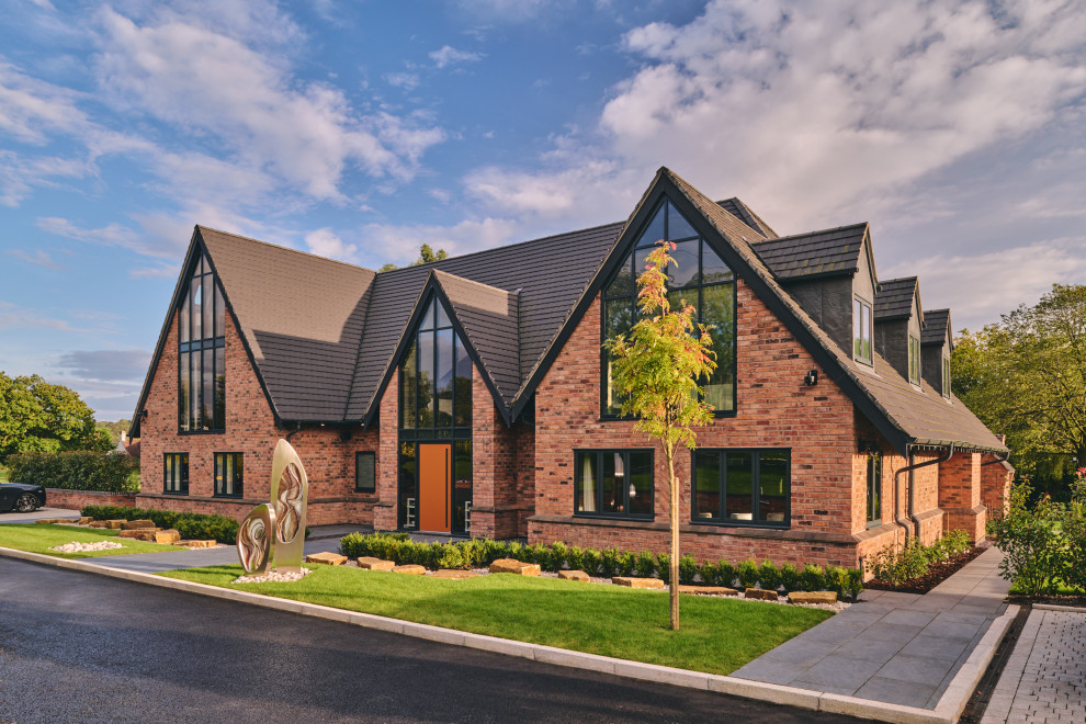 Pennwood Lodge - Transitional - House Exterior - West Midlands - by ...