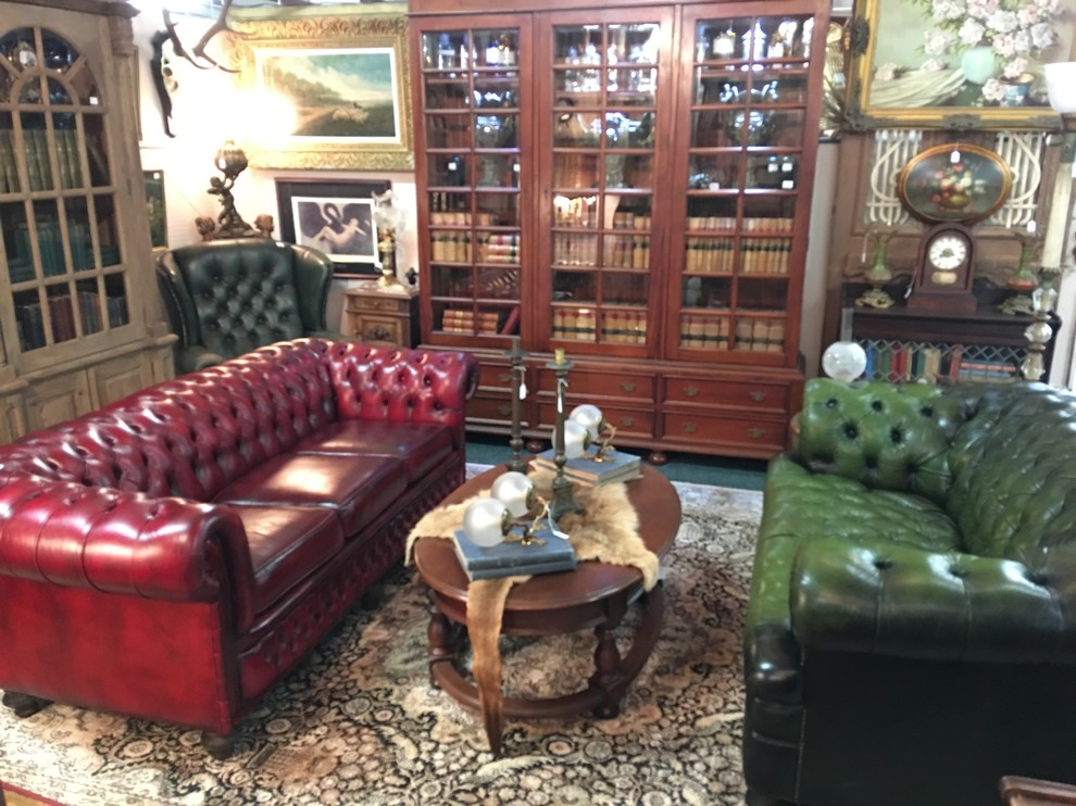 Luxuriate in a Gentlemen's Club Look at Home