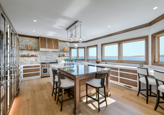 Kitchen of the Week: Making the Most of the Water Views