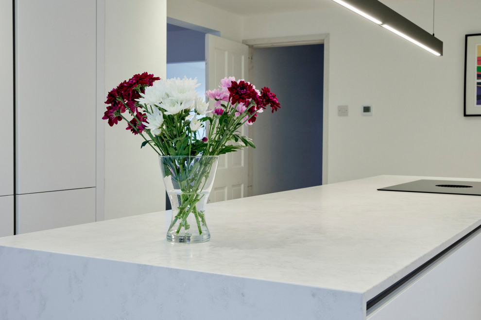 luna bianco: modern elegance in a 1960s home renovation - Modern ...