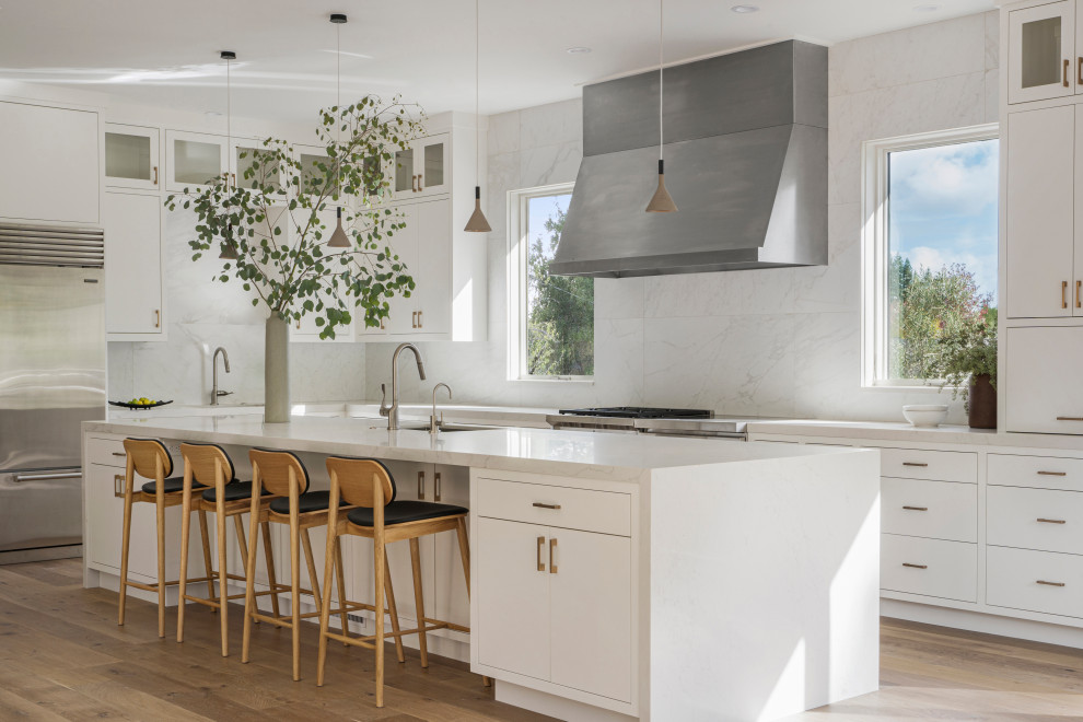 Los Altos Hills Fusion - Kitchen - San Francisco - by Sarahliz Lawson ...