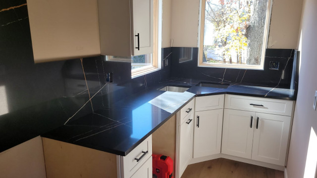 Quartz Kitchen Countertops & Full Backsplashes - Contemporary - Kitchen ...