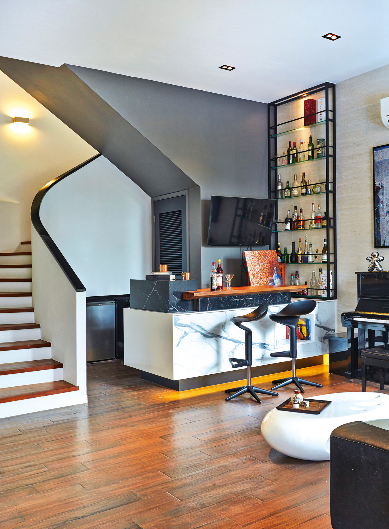 6 Steps to Building the Perfect Home Bar
