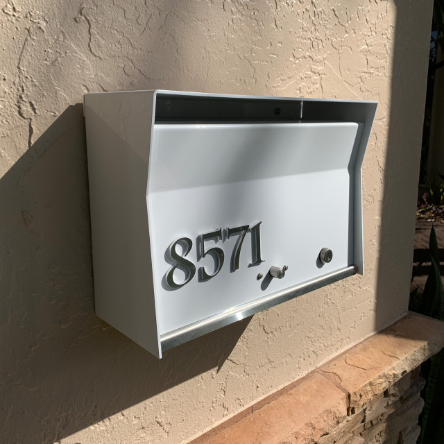 RetroBox Locking Modern Wall Mounted Mailbox, Arctic White & Stainless ...