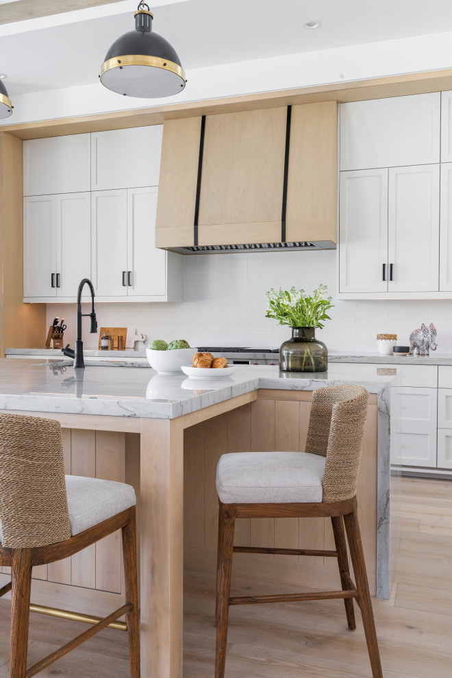 Cali Coastal - Beach Style - Kitchen - Miami - by Adelyn Charles ...