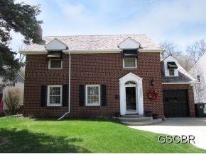 Off balance front of house