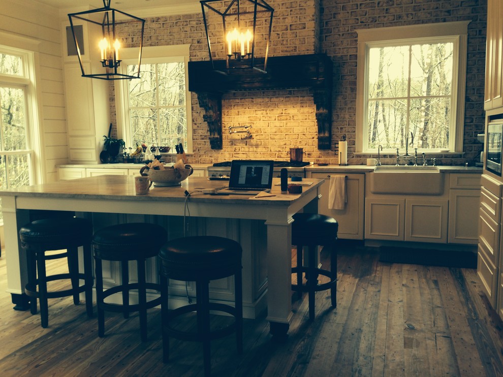 cabinet hardware choice