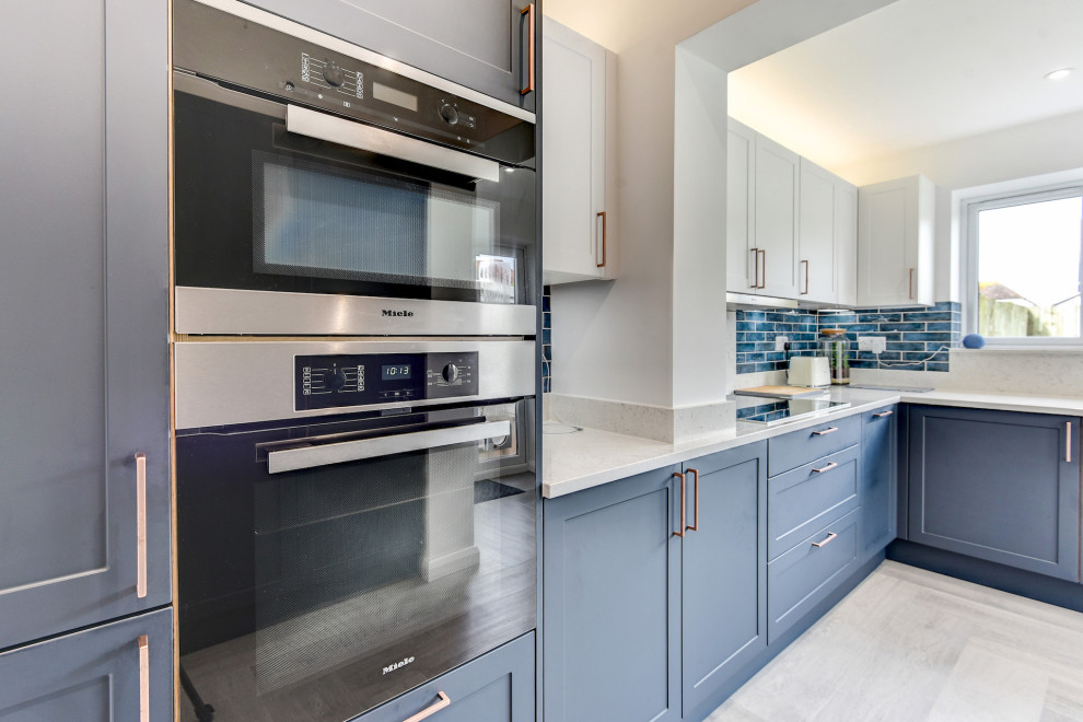 Classic British Shaker Kitchen in Worthing, West Sussex - Contemporary ...