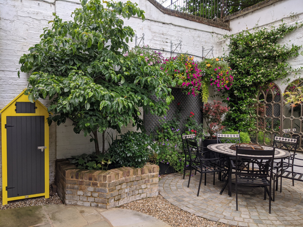 City road Courtyard Garden Revamp - Victorian - London - by Taryn ...