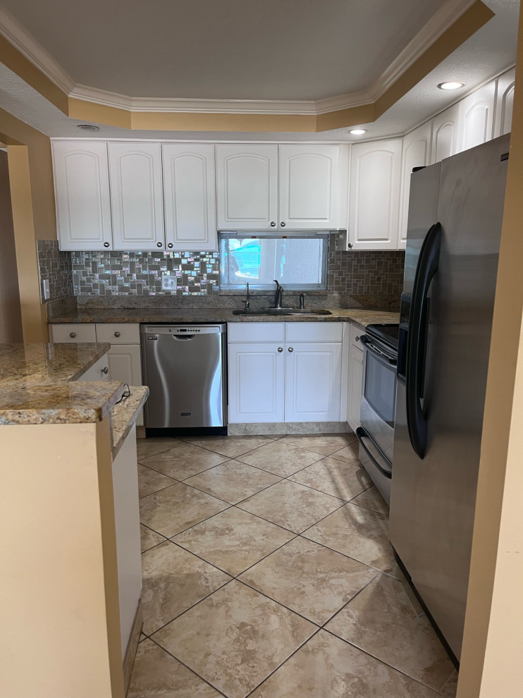 condo kitchen layout