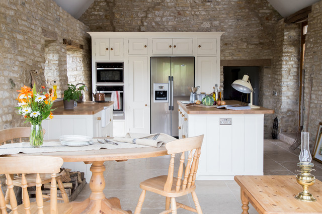 How to Zone a Kitchen Beyond the Usual Triangle | Houzz IE