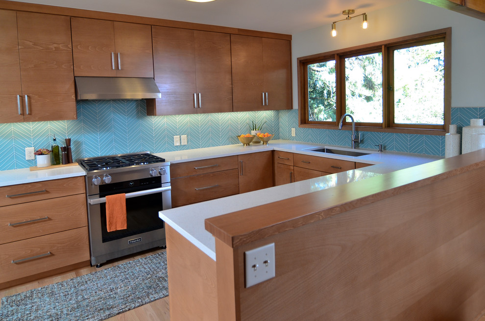 Portland West Hills Kitchen - Midcentury - Portland - by Sharon Hocking ...