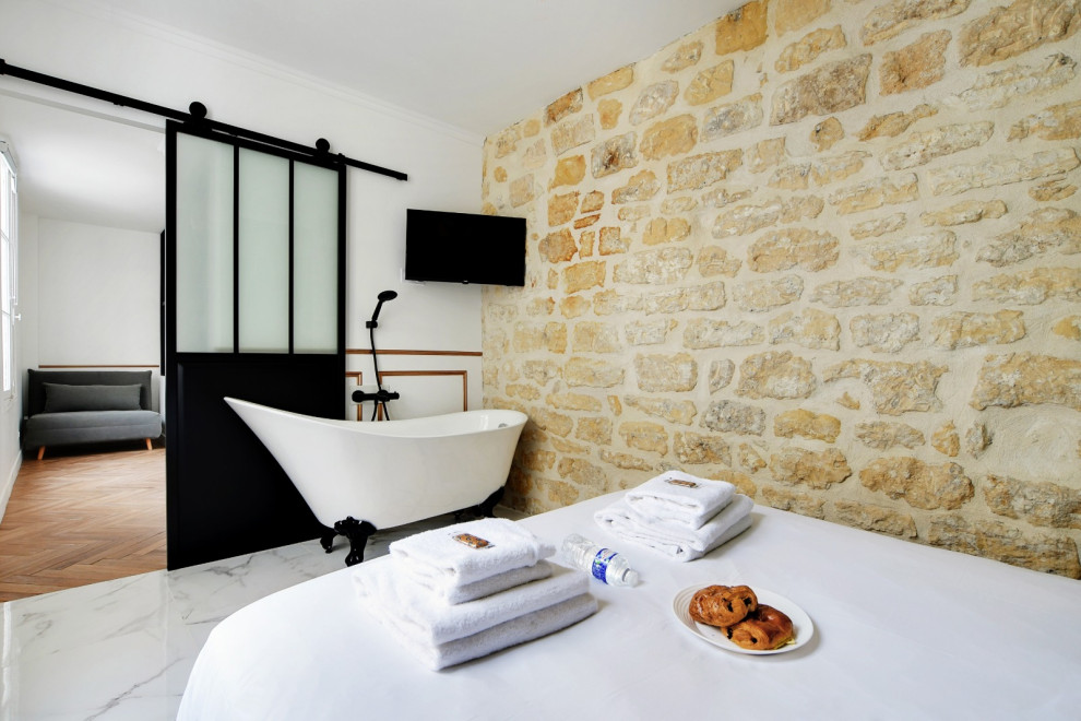 Paris - Rénovation contemporaine d'un immeuble historique ...