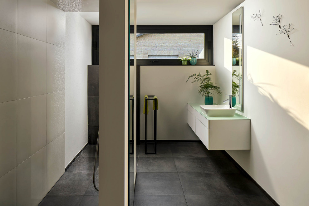 Haus am Hang Trossingen - Minimalistisch - Sonstige - von Bence Boldogh ...