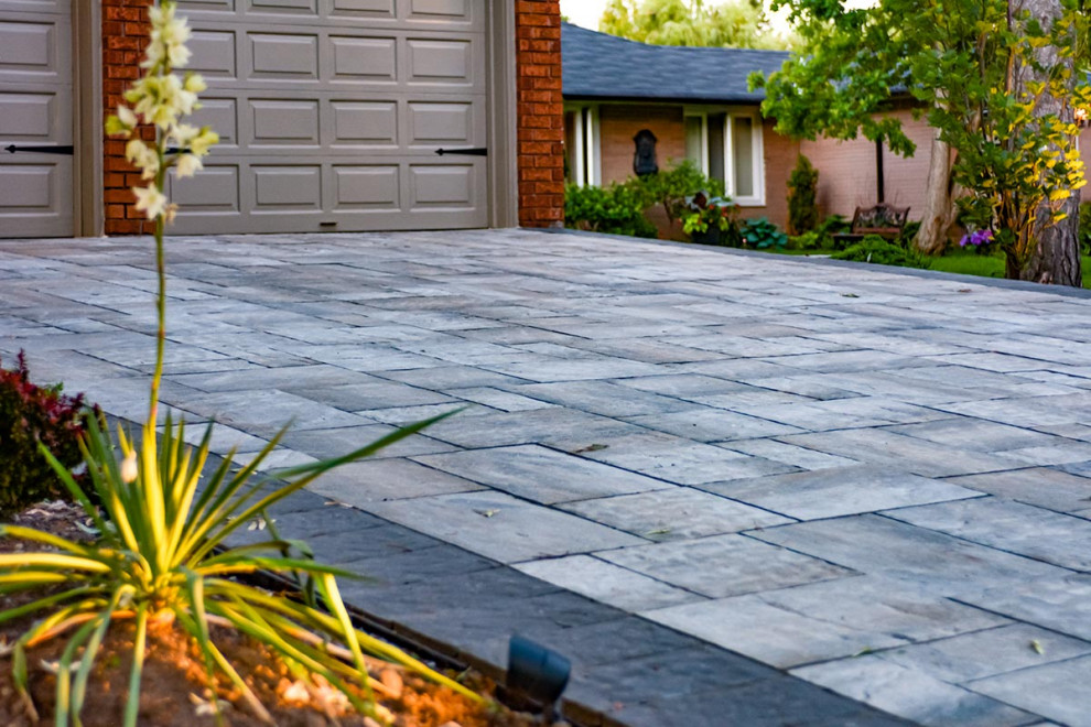 Landscaping design with outdoor patio, outdoor kitchen & driveway ...
